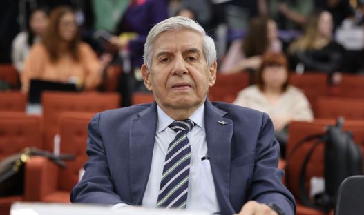 Governo Lula tira Brasil da Embaixada da Argentina após cutucadas de Milei